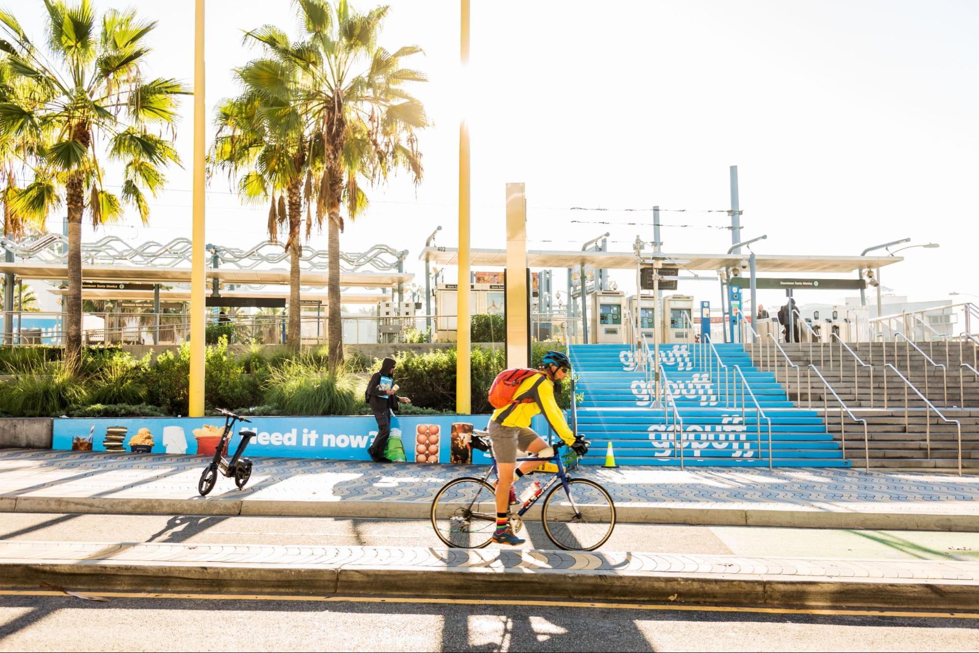 Los Angeles | Metro LA Rail Advertising | Intersection